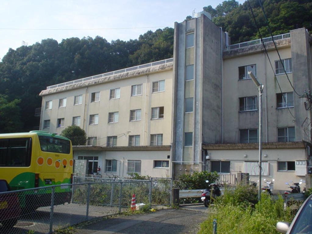 One Schlock's Requiem // Dormatory