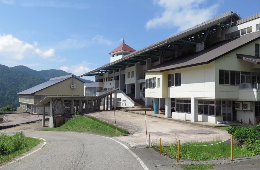 One Schlock's Requiem // Toga Valley 利賀谷 and Past Schools